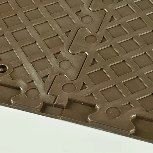 Comparing Interlocking Flooring Styles