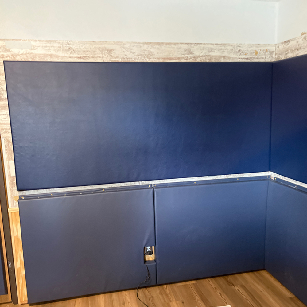 PVC Vinyl Safety Wall Pad 3x4 Ft x 2 Inch - WB LipTB ASTM