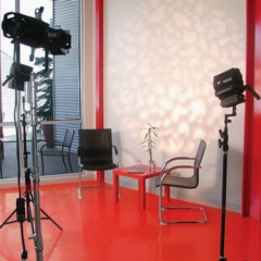 Theatre & Stage Floor: Vinyl Rolled Sheets, Rosco Tiles & Portable